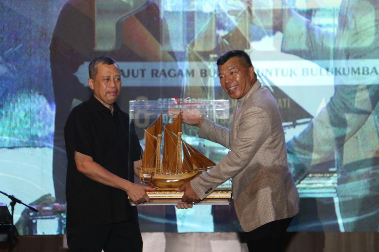 Selamat! Festival Pinisi Kembali Terpilih Dalam 110 Karisma Event ...