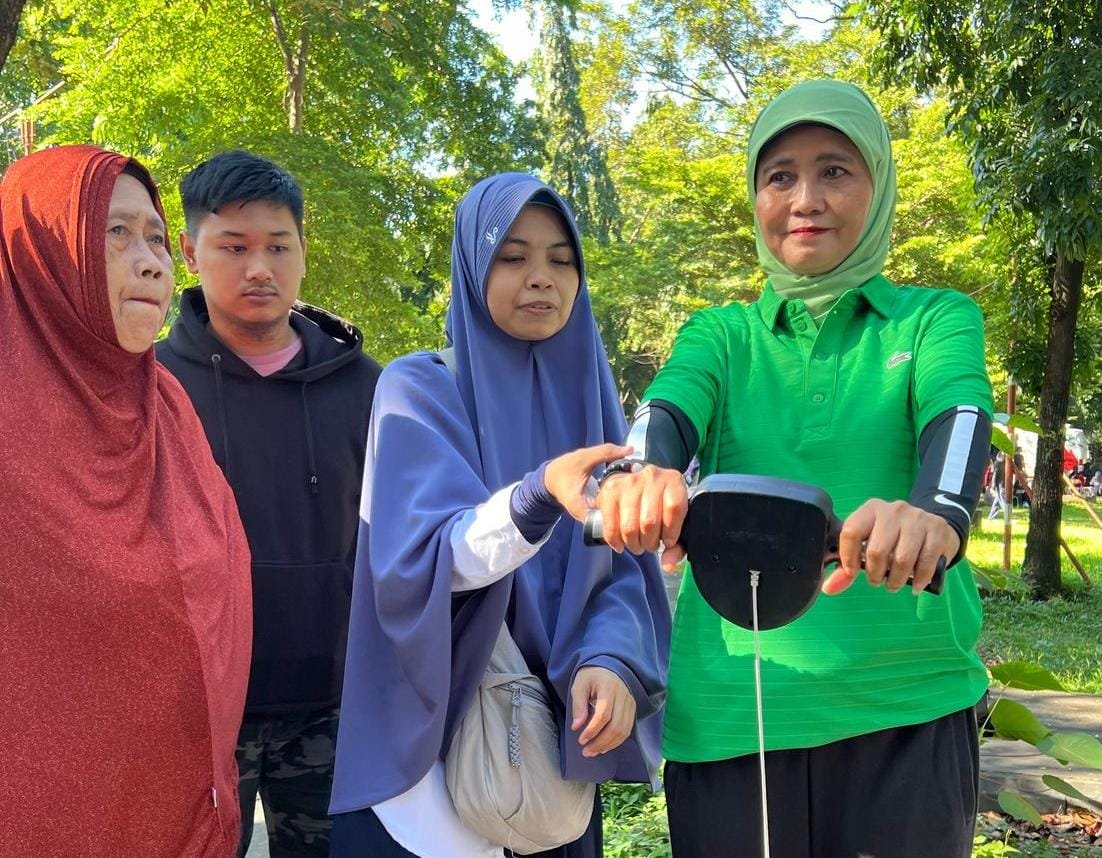 PDGKI Sulsel Periksa Gizi Pengunjung CFD Unhas, Prof. Farida ...